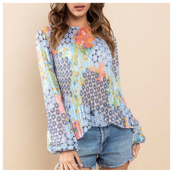 ShopEvelynne | Tops | 37 Boho Border Print Woven Pleated Blouse Top ...